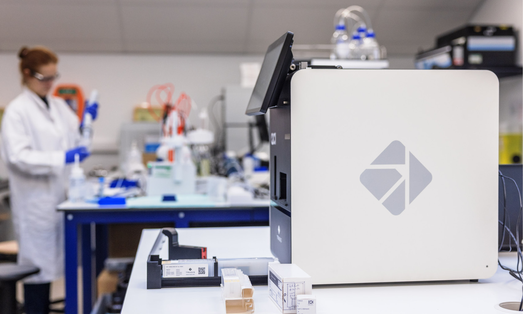 Trasis x iol Strategic Design : Induire le geste par la simplicité du ...